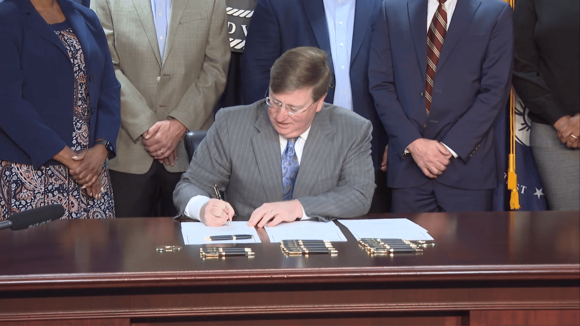 Gov. Reeves signs legislation finalizing $2.5 billion economic ...