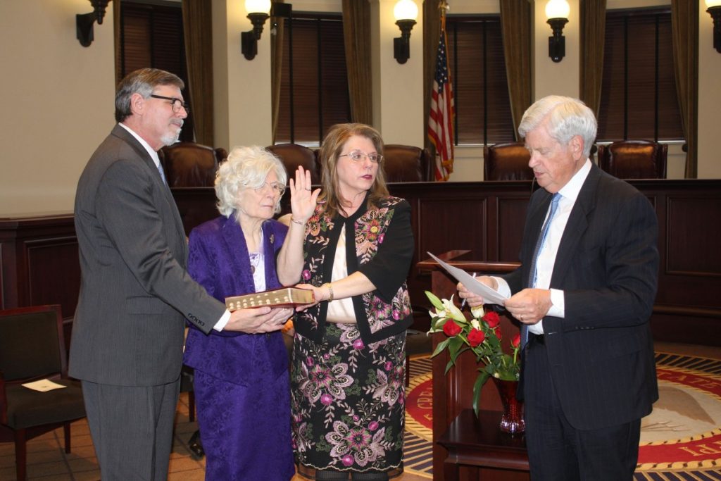 Chief Judge Barnes receives woman trailblazer award - SuperTalk Mississippi