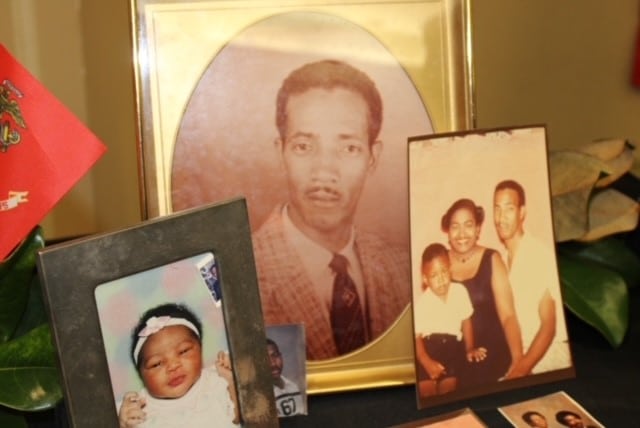 Congressional Gold Medal presented in Tupelo to family of WWII Veteran ...