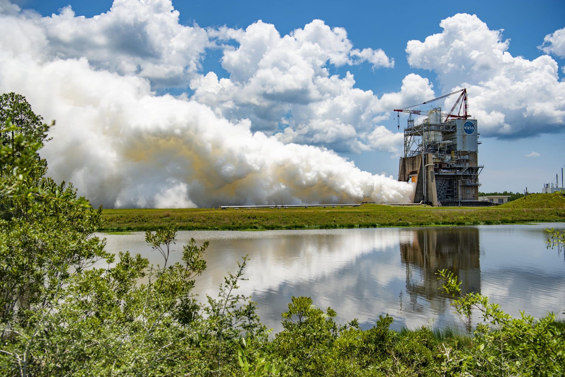 NASA achieves key milestone during hot fire testing at Stennis Space ...