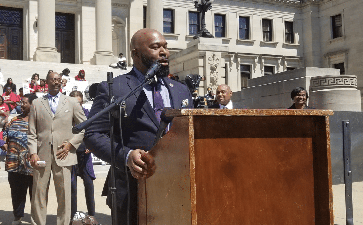 ‘We have a great leader’: Taylor begins role as Mississippi Democratic ...