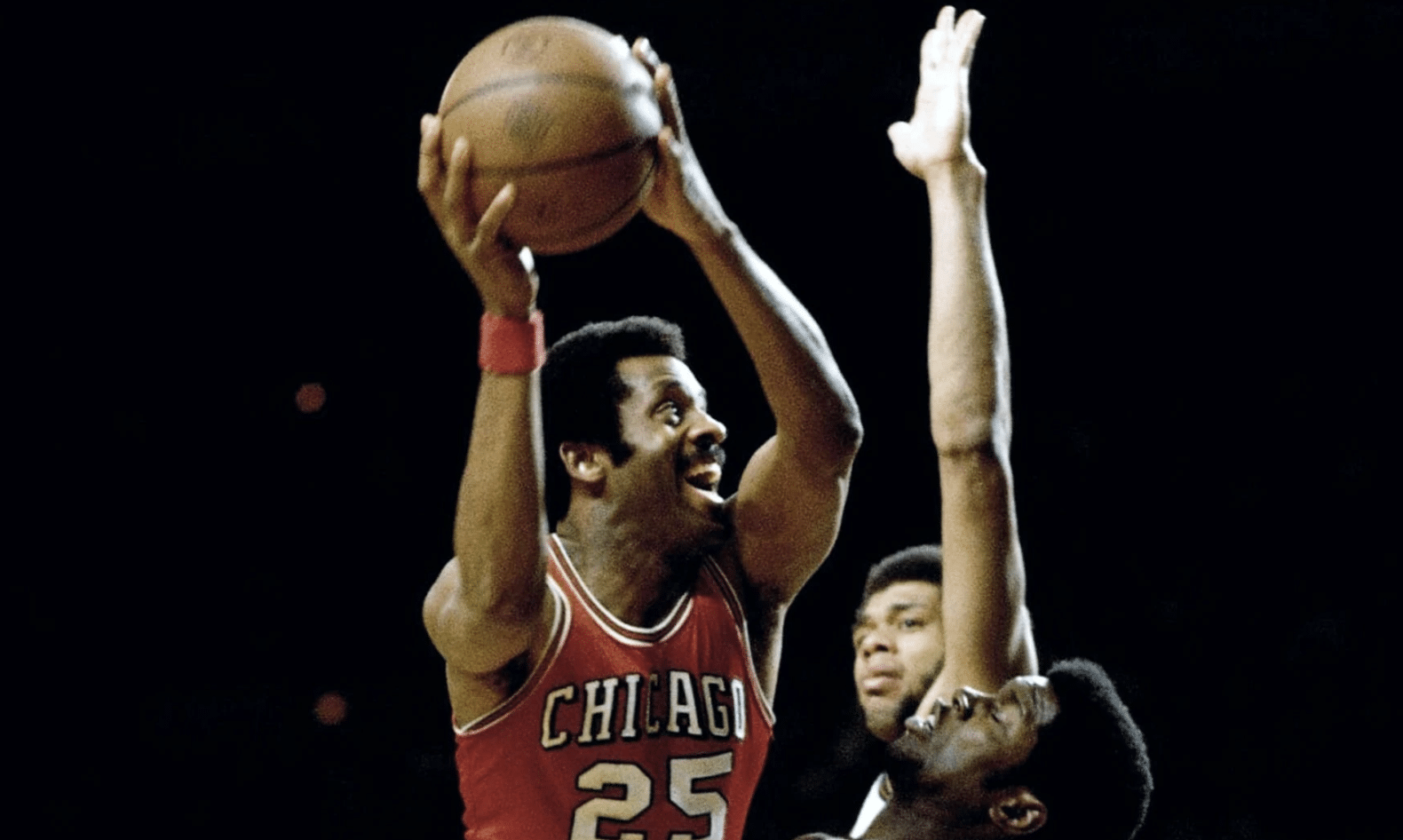 Mississippi native and Basketball Hall of Famer Chet Walker dies at 84 ...