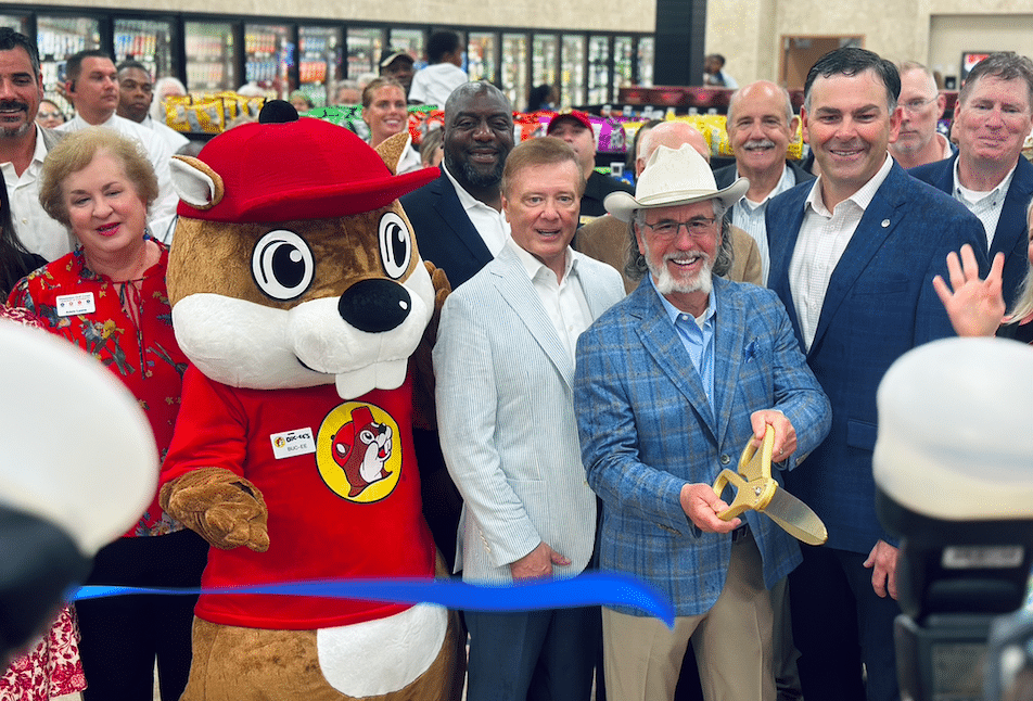 Beaver fever amplifies as Buc-ee's opens doors on Mississippi Gulf ...