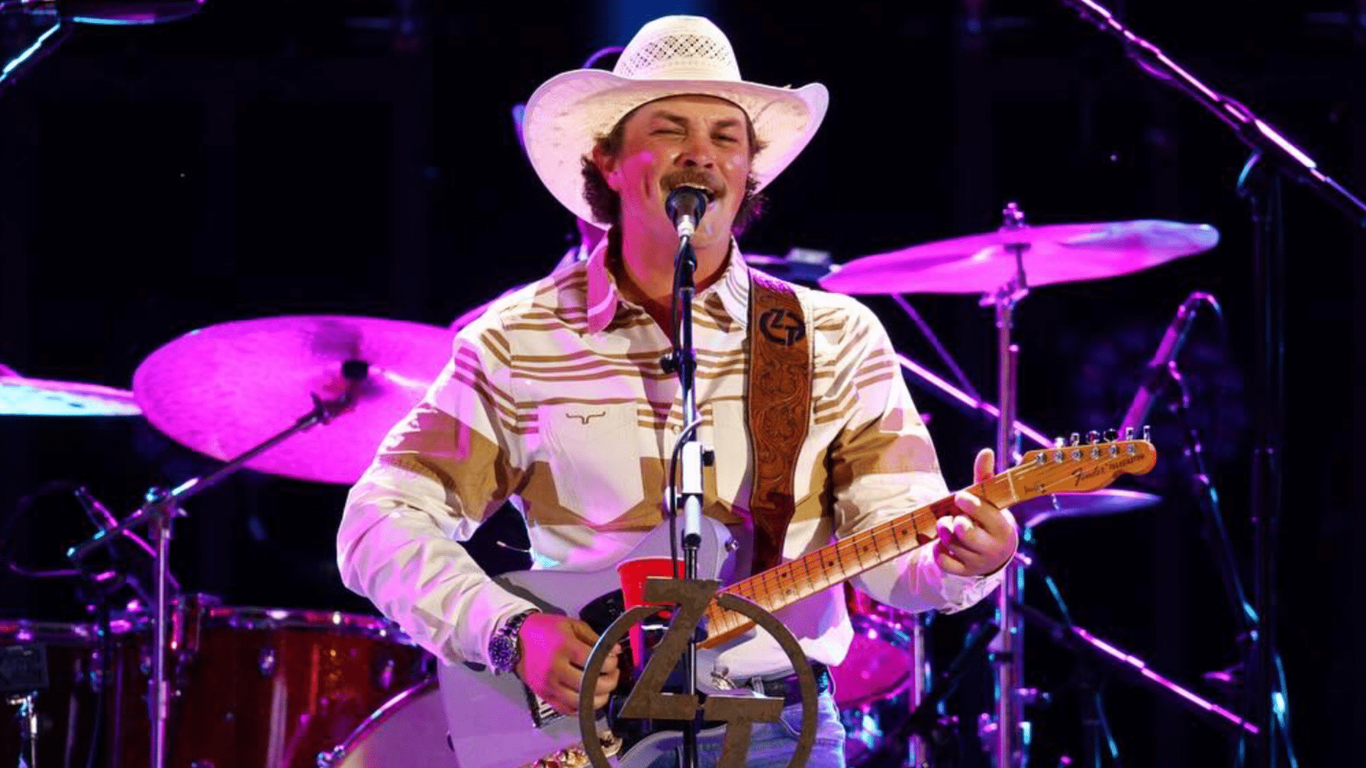 Rising country star Zach Top coming to Brandon Amphitheater - SuperTalk ...