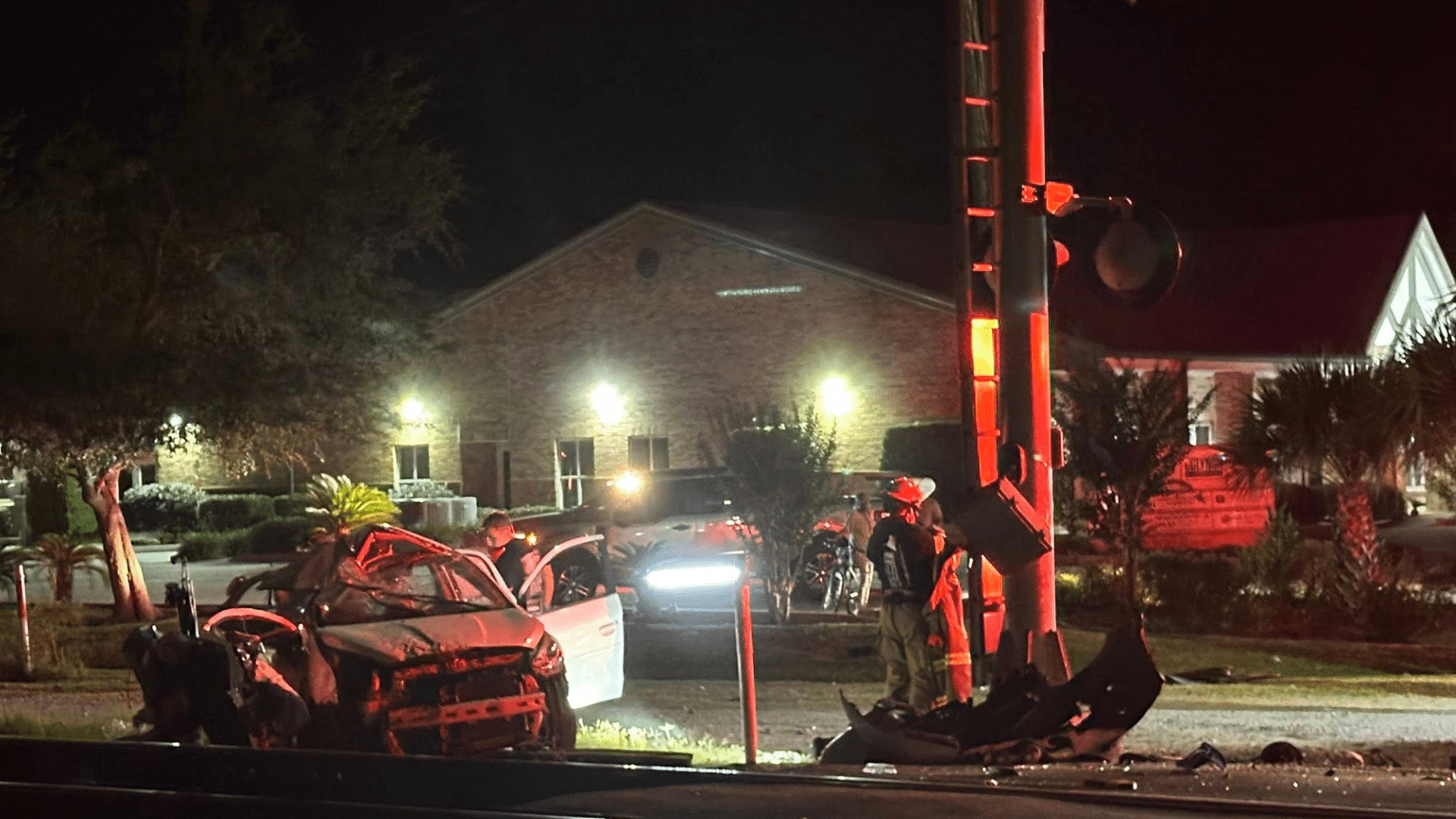 2 dead after Amtrak train hits car in Pass Christian - SuperTalk ...