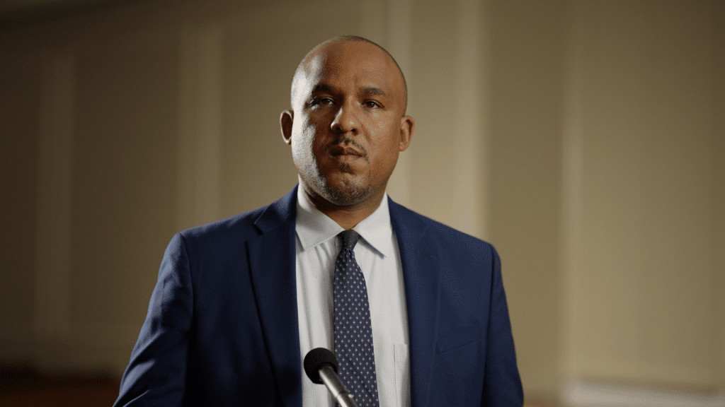 Hyde-Smith wins GOP nomination, Colom secures Democratic nod in U.S ...