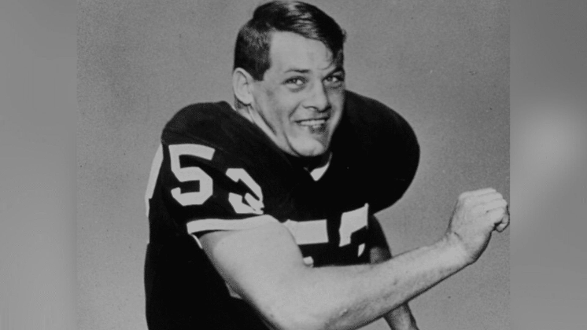 Mississippi State football legend D.D. Lewis passes at age 79 ...