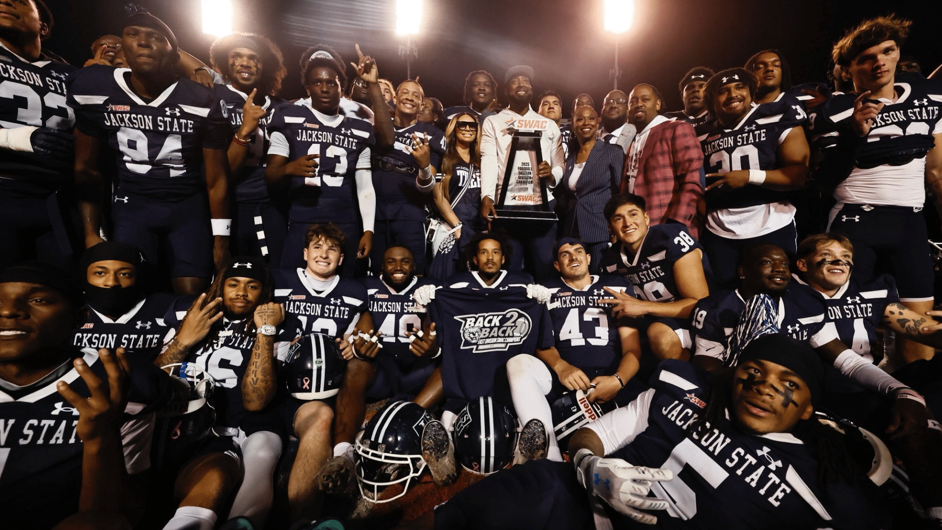 Jackson State holds off Alcorn State, 27-21, to advance to SWAC ...