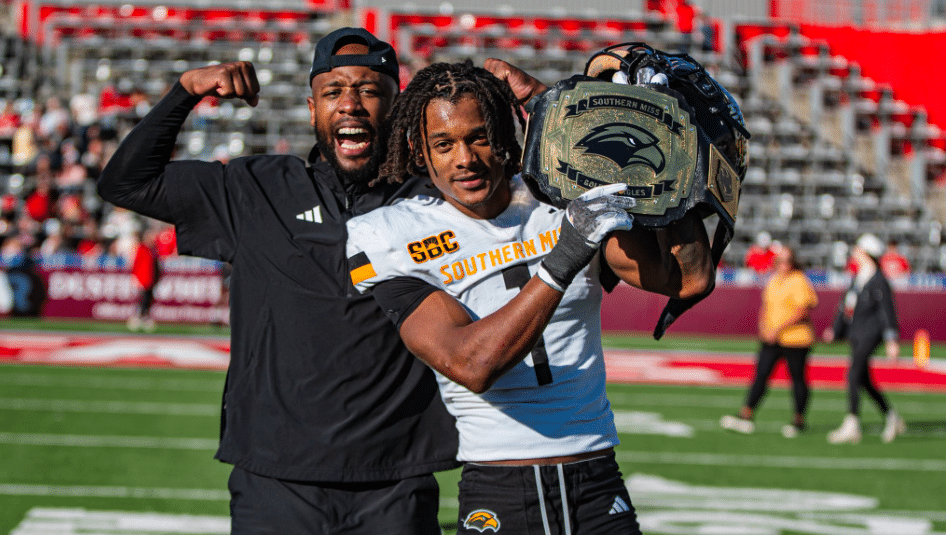3-pick game earns Moten honor of Sun Belt Defensive Player of the Week ...
