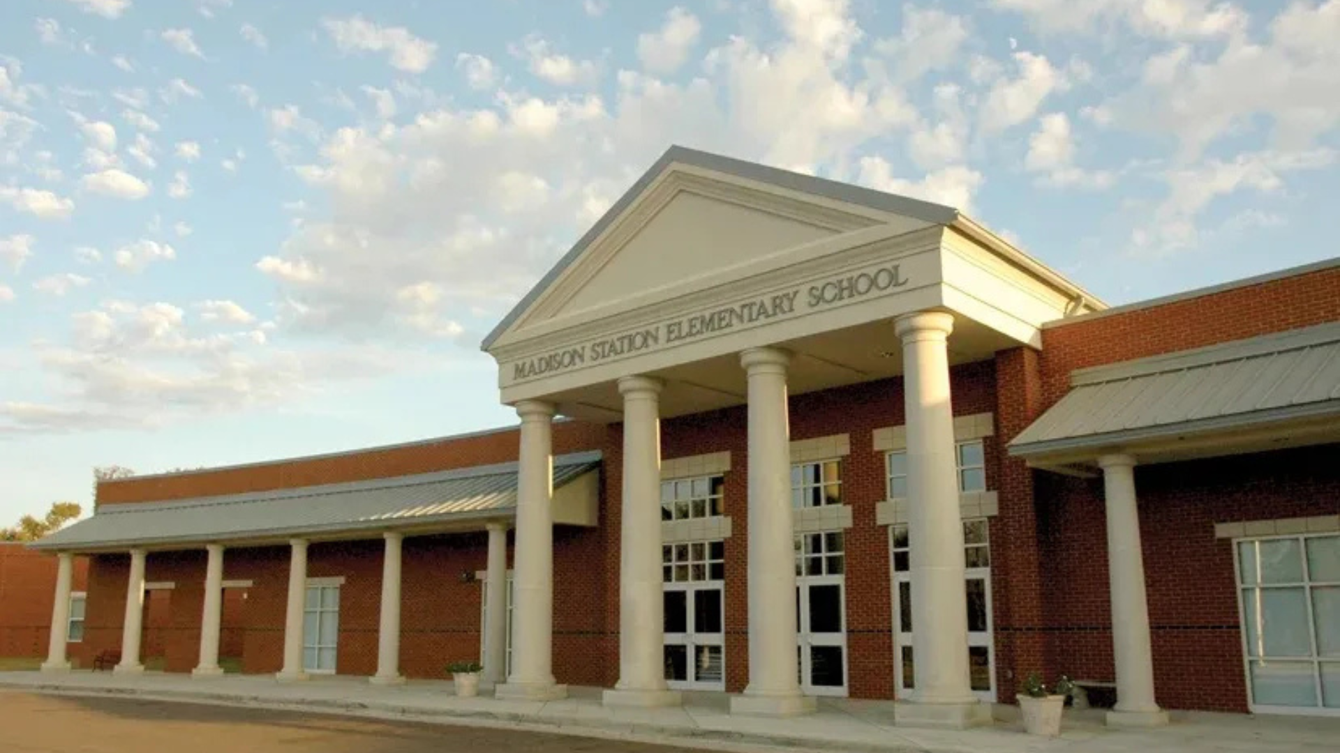 FBI helping investigate threats at Madison Station Elementary, school ...