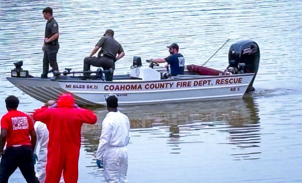 Multi-agency effort leads to recovery of body in Mississippi River ...